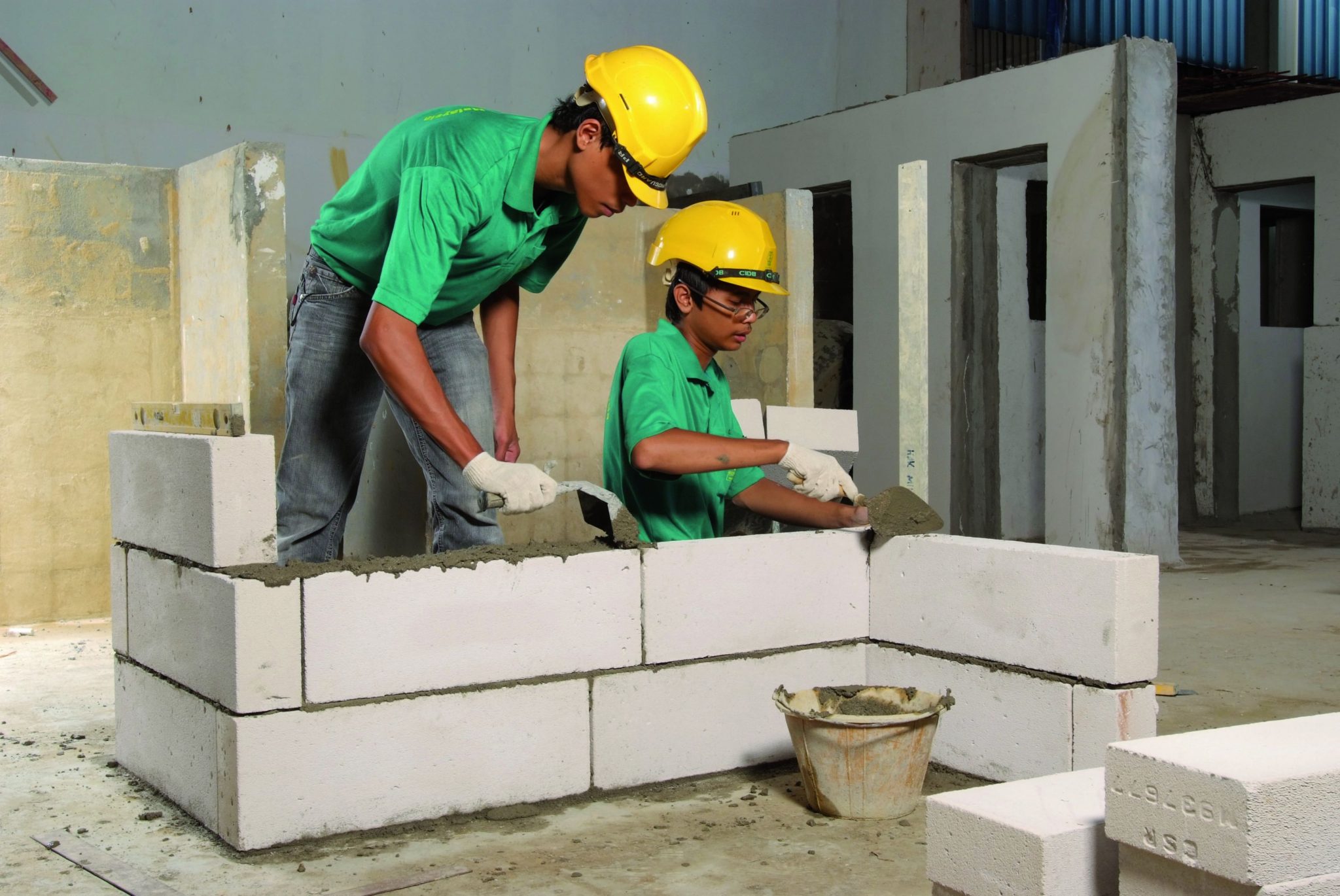 Pemasangan Dinding Blok Ringan Tahap 1 - Akademi Binaan Malaysia